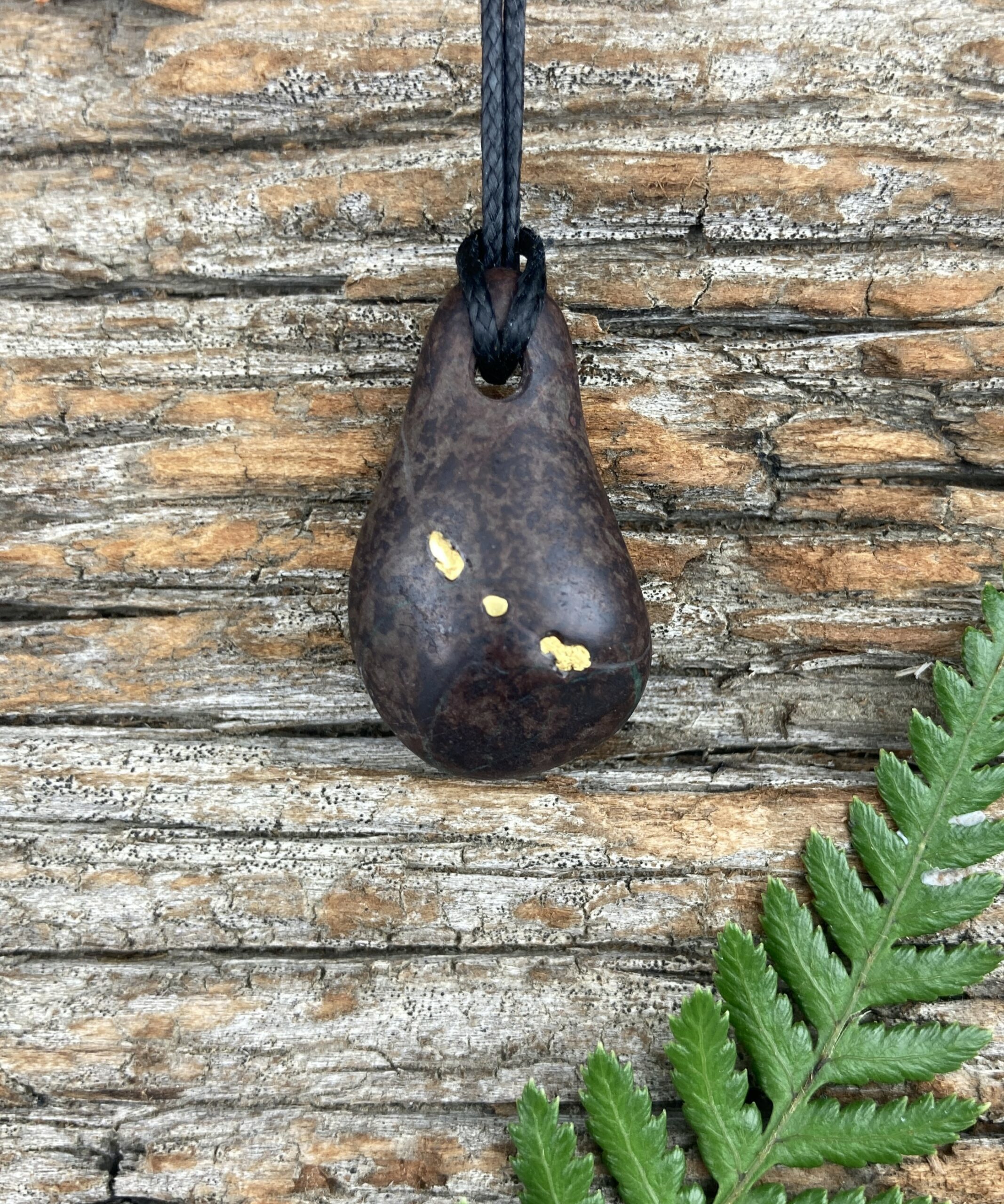 Three Gold and Stone – Gold By Nature